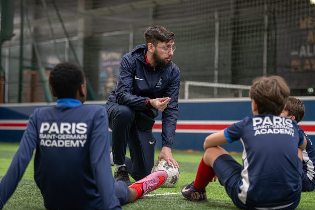 Paris Saint-Germain Academy France : Ecole et Stage de foot