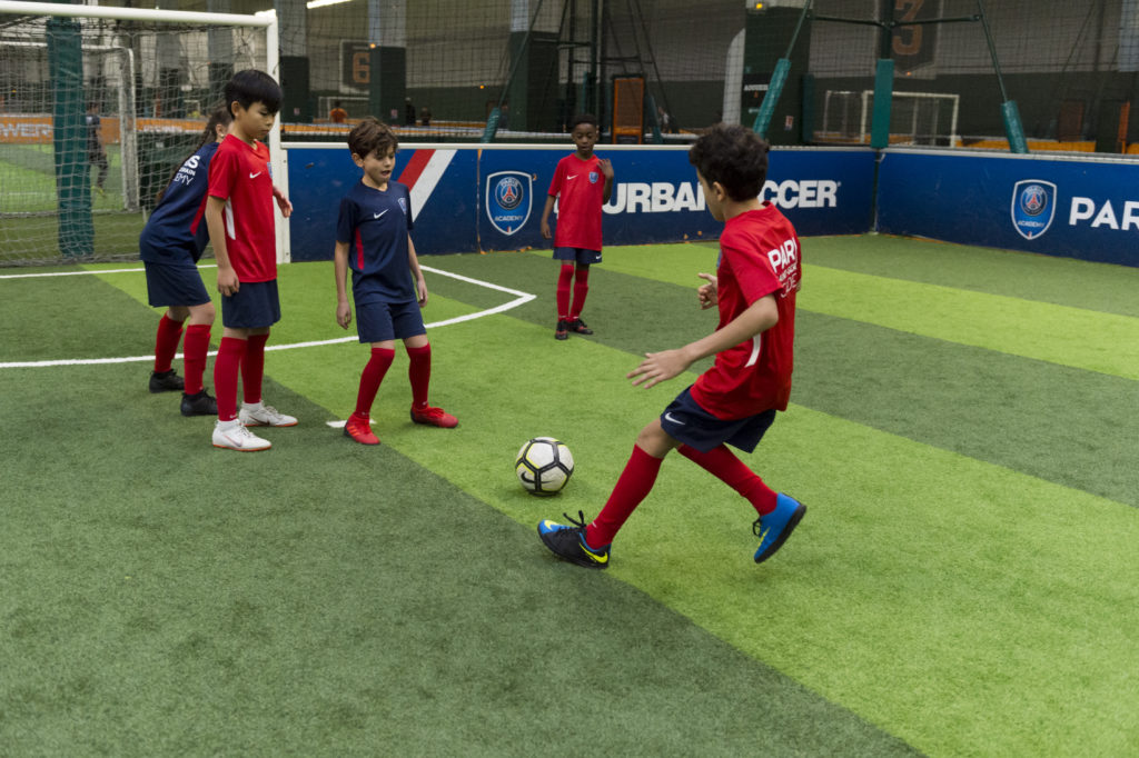 Stages de foot à la PSG Academy: entraînements de soccer pour les enfants