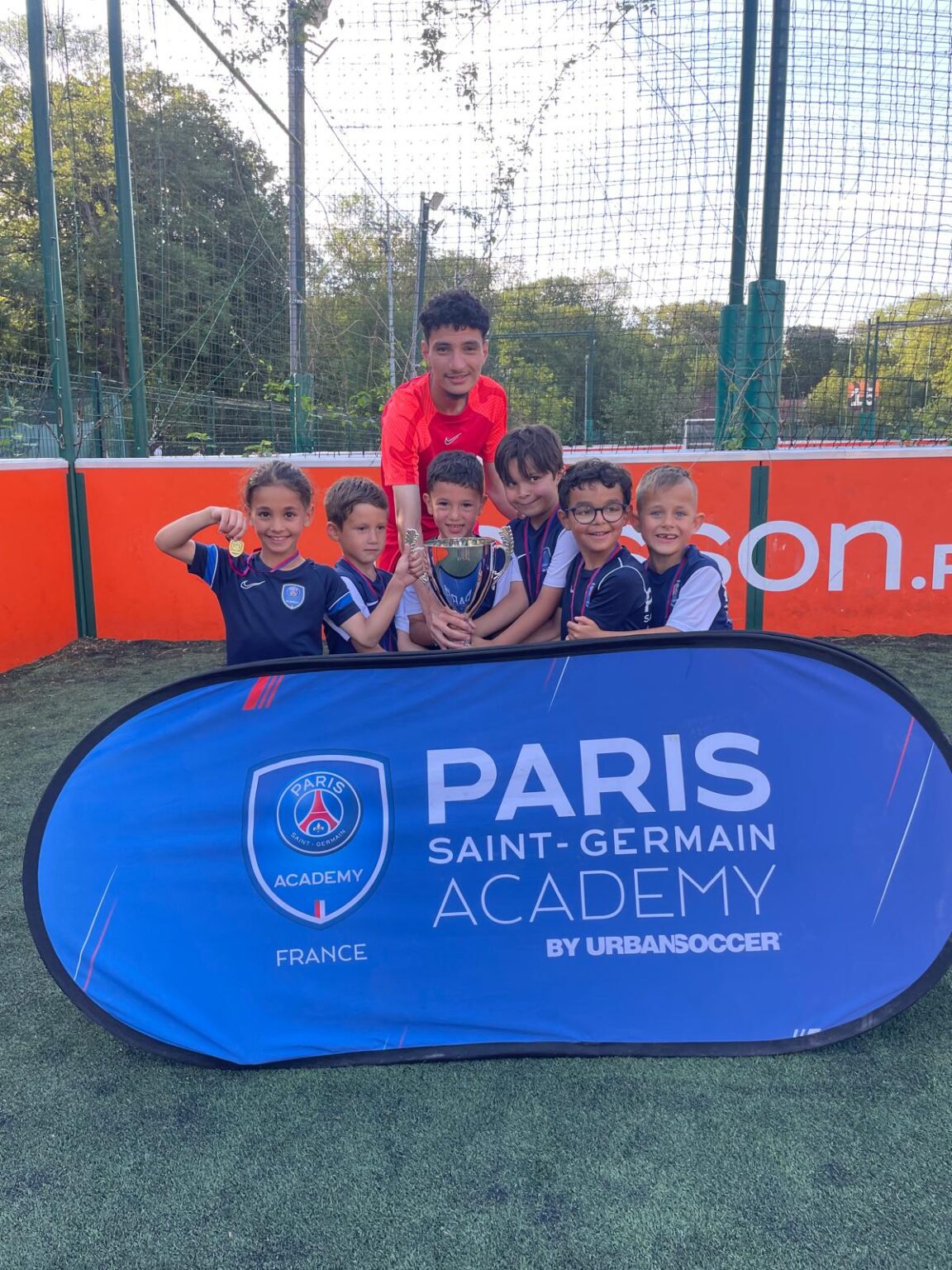 Paris Saint-Germain Academy France : Ecole et Stage de foot